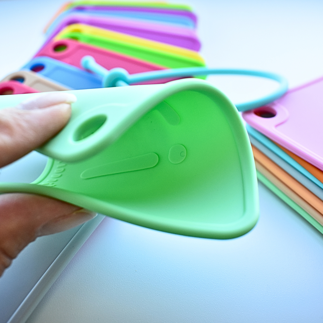 SiliABCs™ FLASH CARDS - A Mom’s Choice Awards® Recipient – Intellikiddos